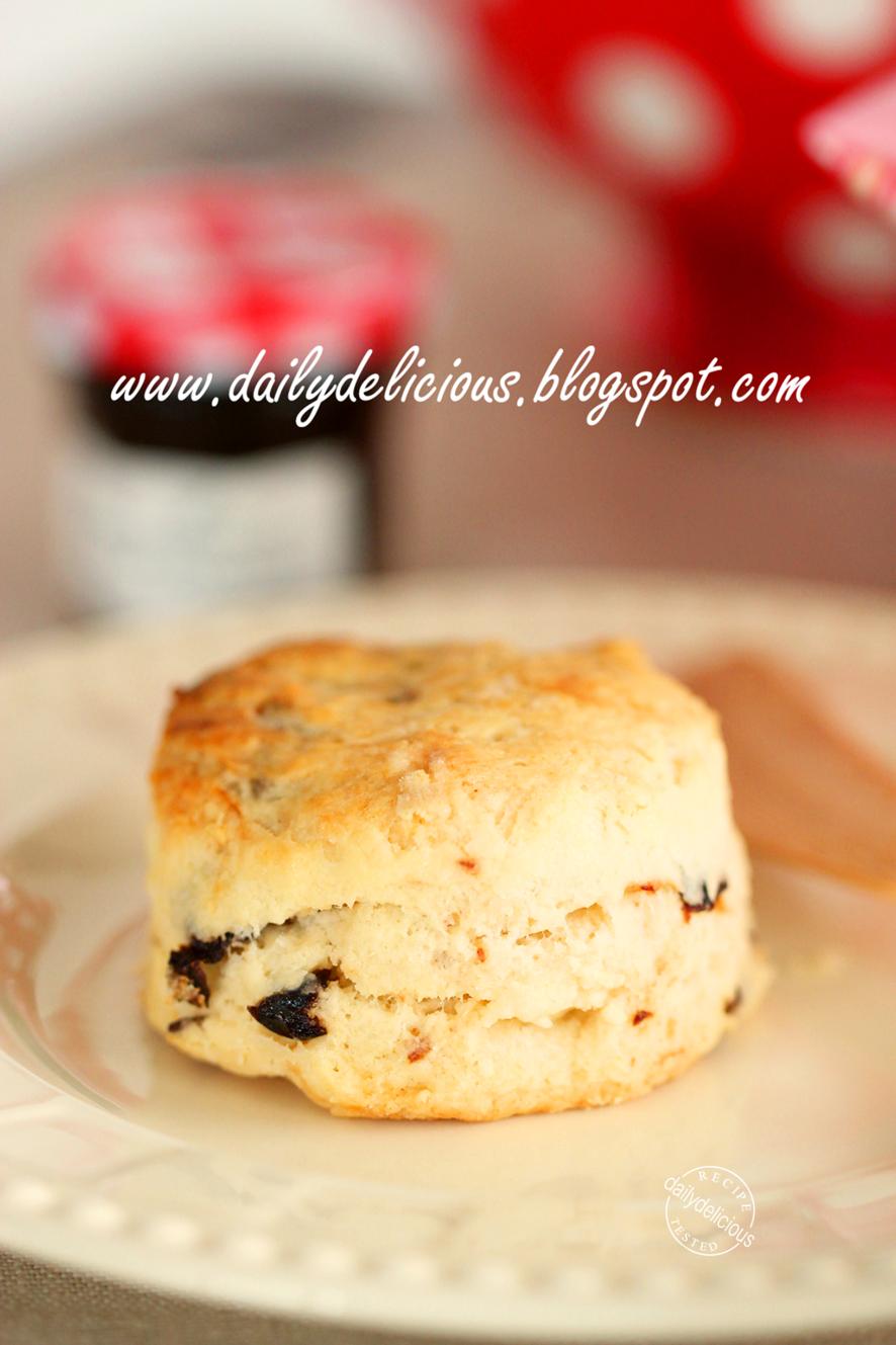 dailydelicious thai: Dried Cherry Biscuits: Simply daily bake!