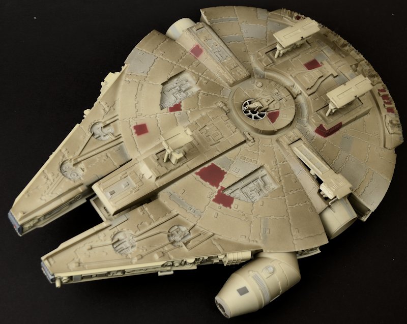 The Modelling News: Revell Easykit 1/72 Millenium Falcon review