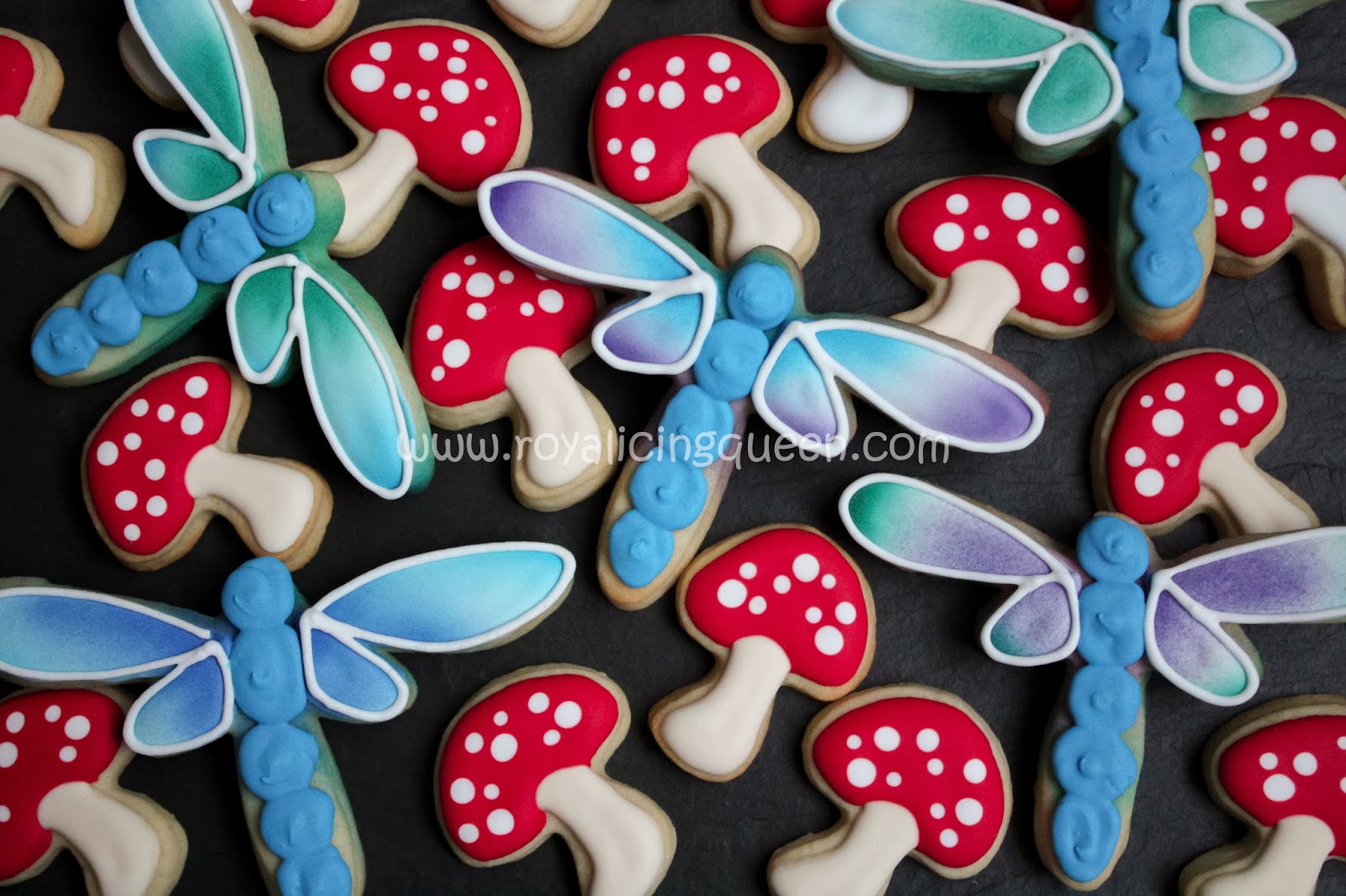 The Royal Icing Queen: Dragonfly and Mushroom Cookies
