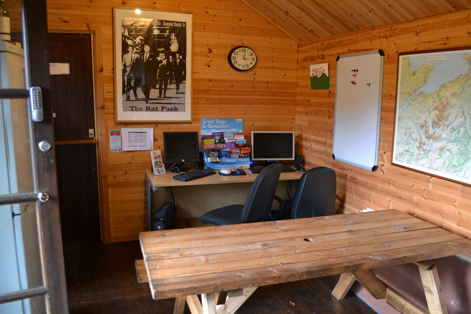Exploring North Wales: The Pods at Llyn Gwynant.