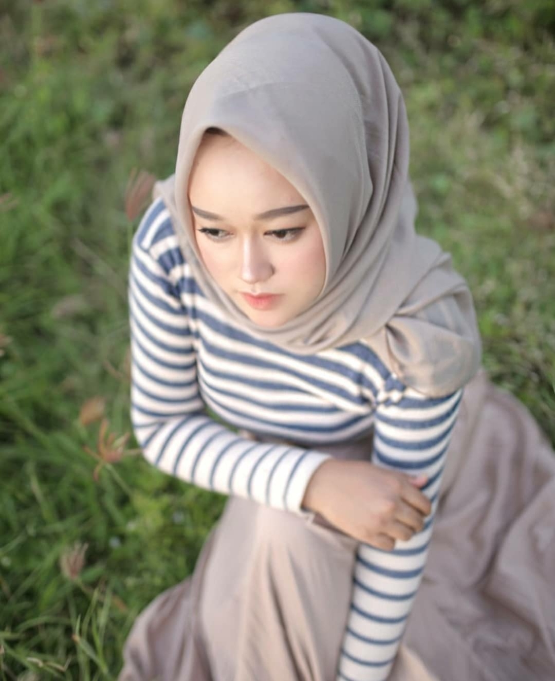 Kumpulan foto + video ukhti nonjol susu sapi perah - UKHTI GEMES