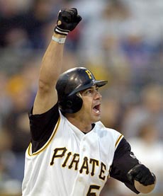 Bucco Blast From The Past: Rob Mackowiak - FANS FROM THE STANDS