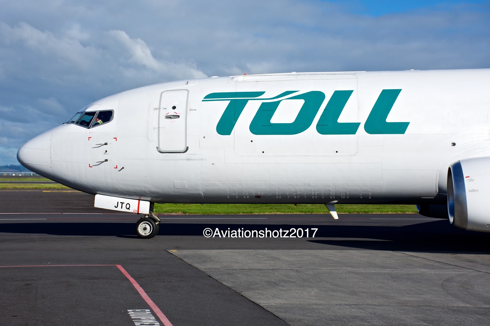 Aviationshotz: Toll B737-400F, ZK-JTQ