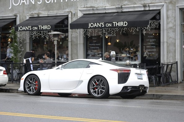 The Lexus Life: Star Search - Celebrities that LOVE their Lexus!