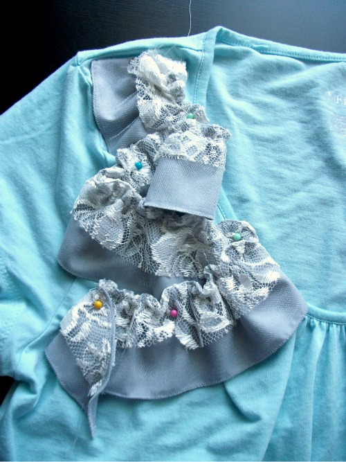 Miss Lovie: T-shirt Refashion: Fancy Ruffle Tee