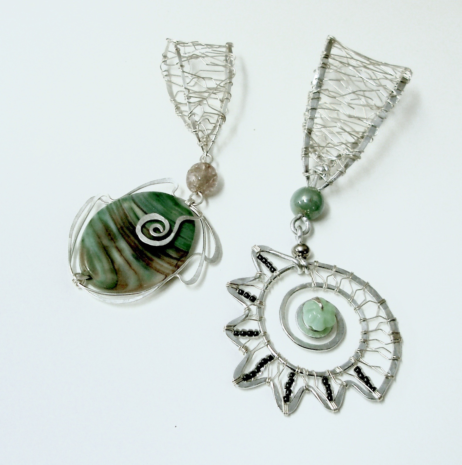 WireWorkers Guild: "LEAF" SCARF PENDANT