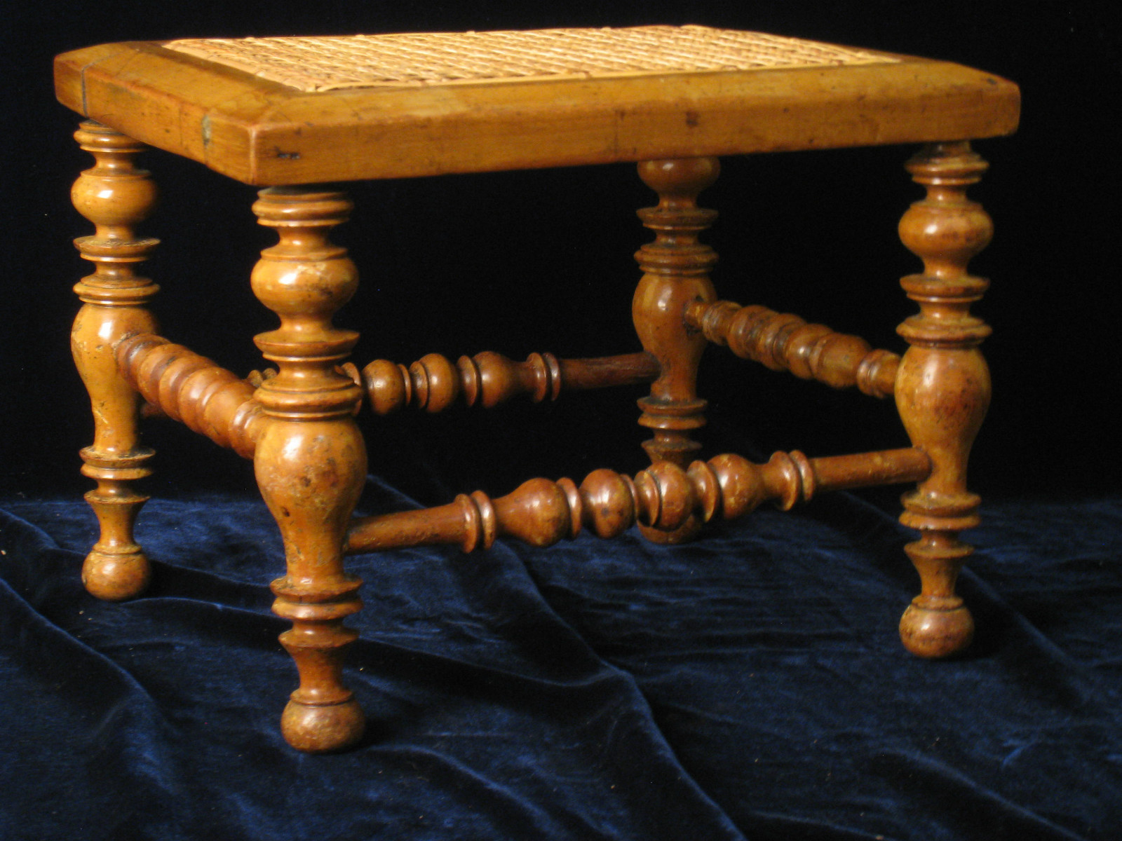 Authentica Classics: The Charming Footstool
