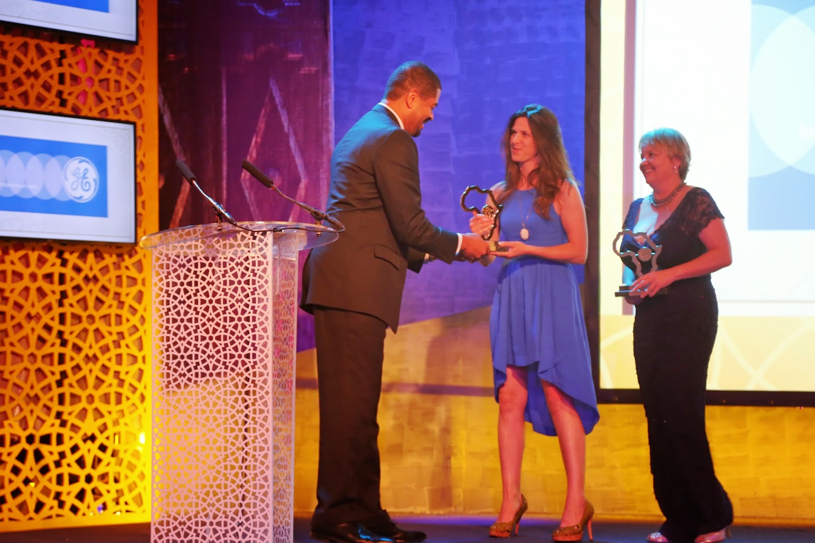 Sophie Mbeyu Blog: PRESIDENT KIKWETE OFFICIATES AT THE CNN MULTICHOICE ...