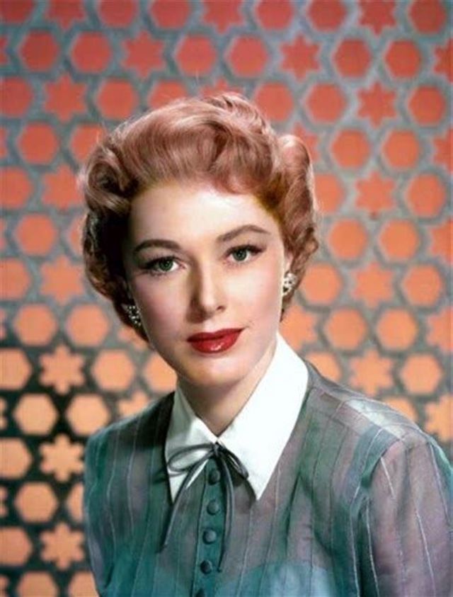 Woman of a Thousand Faces: Glamorous Photos of Eleanor Parker in the ...