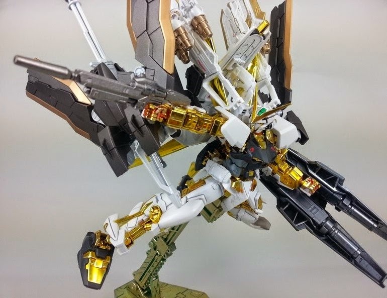 GUNDAM GUY: 1/144 Full Armor Gold Frame Astray - Custom Build