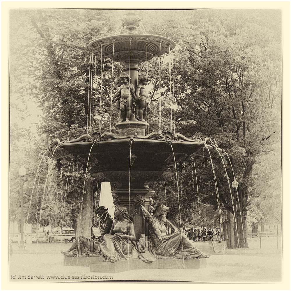 Clueless in Boston: Brewer Fountain