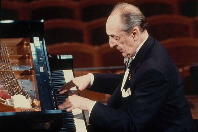 Vladimir Horowitz final recital in Chicago’s Orchestra Hall – M & S ...