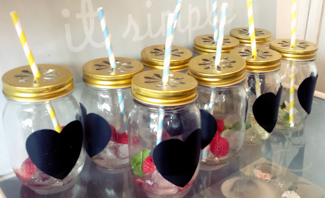 BRIGHTON: An evening at Posh Totty - Fizzy Peaches Blog