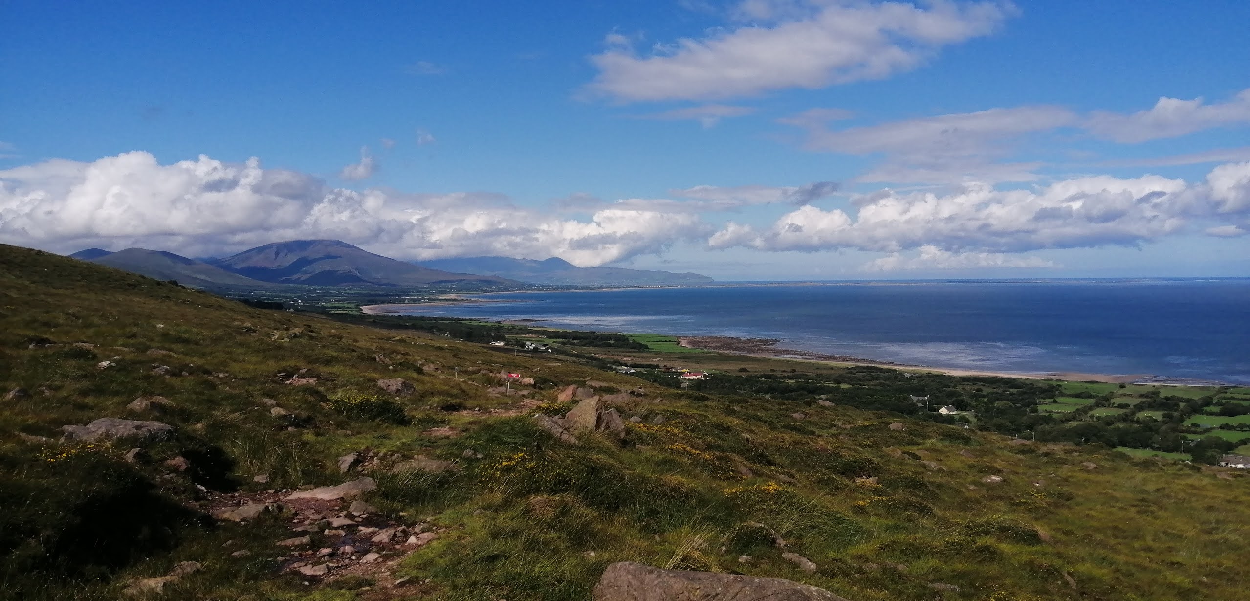 HOWLINGMIST: The Slieve Mish Mountains. Caherconree and Baurtregaum