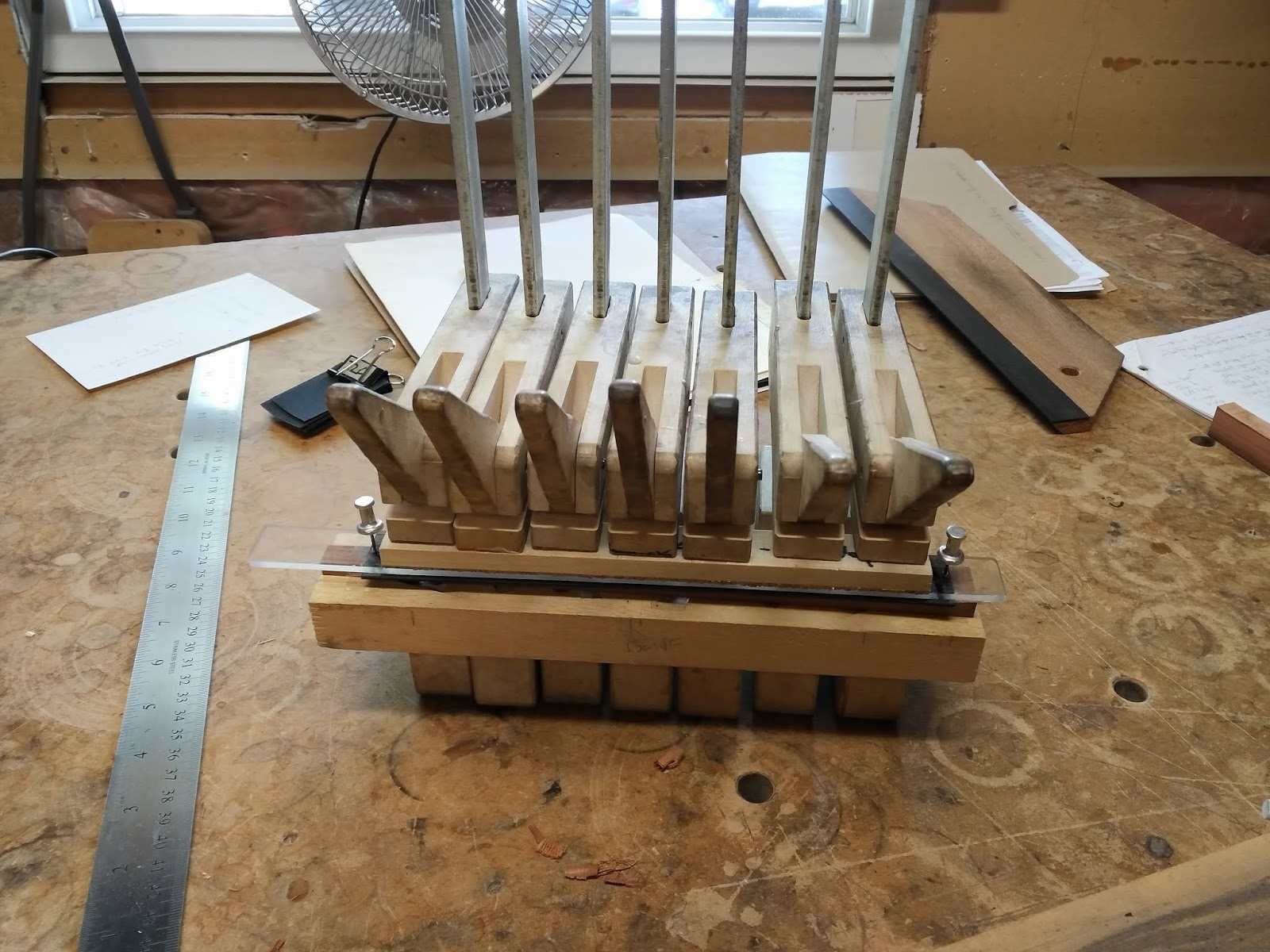 The Lute's Progress,: Building a 13 Course Lute, Start to Finish, 10 ...