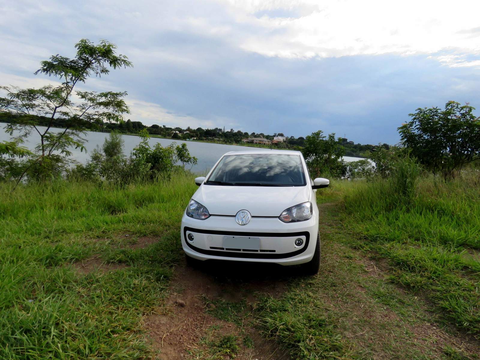 VW Up! TSI: 20.000 km, desvalorização, venda e pós-venda