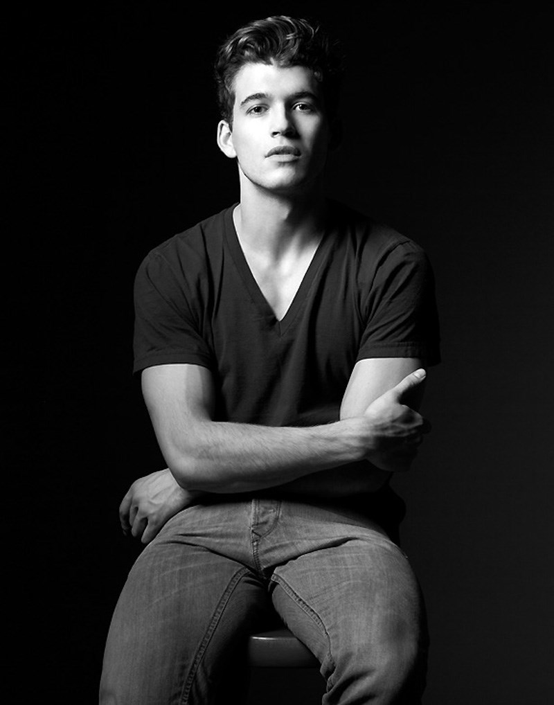 Daniel Hamaj by Vincent Dilio | Homotography