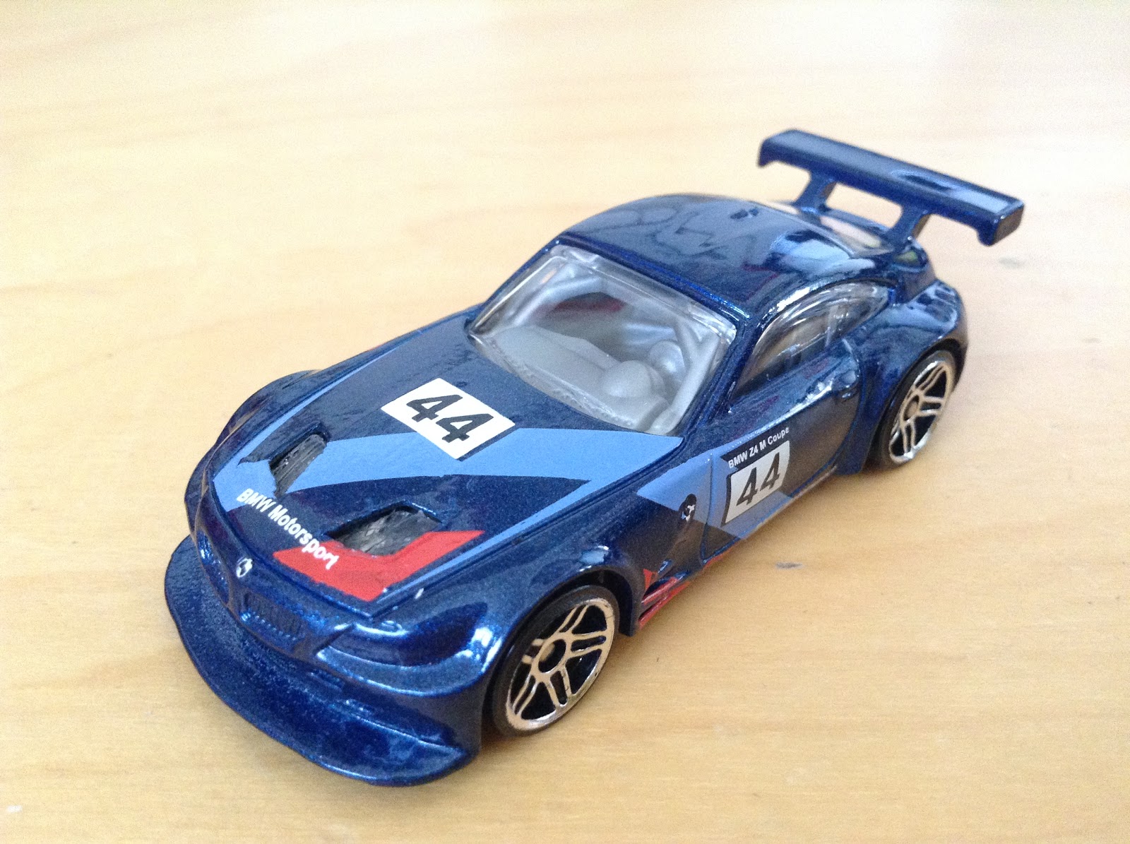 JULIAN'S HOT WHEELS BLOG: BMW Z4 M Motorsport (2016 BMW)