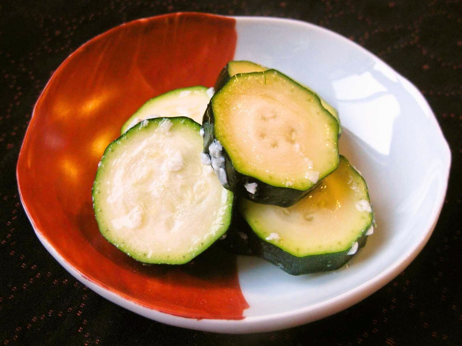 Recipes for Tom: Zukkiini no shiokoji-zuke / zucchini marinated in ...
