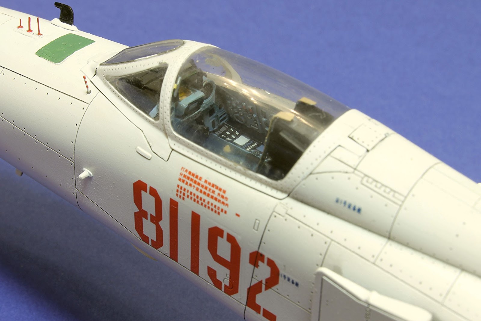 Tommy's Fantastic Models World: Trumpeter 1/48 J-8II 81192(Chinese Hero ...