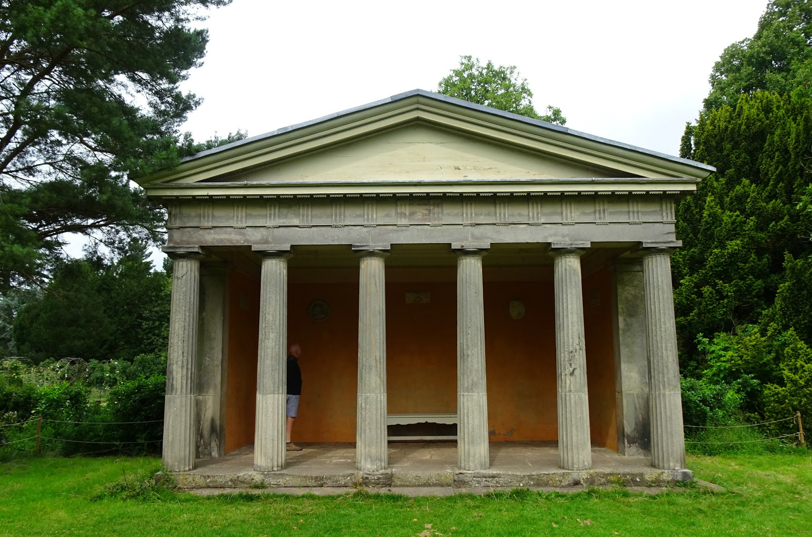 Vintage Vixen: The Distancing Diaries - Day 116 & 117