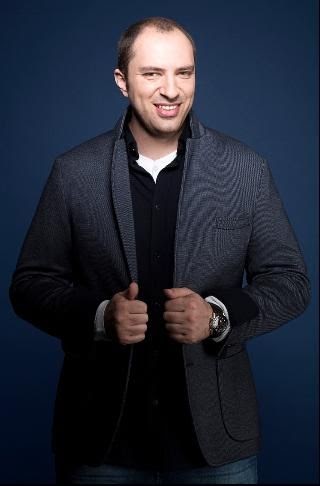 BIOGRAFIA DE JAN KOUM