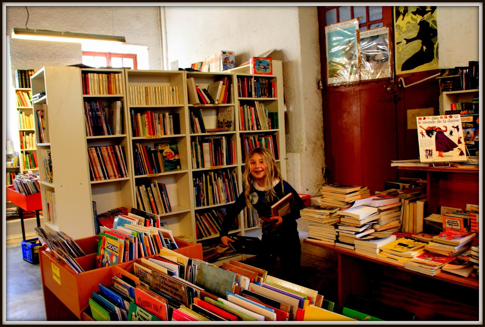 Magali Izard, écrivain public: La Manufacture, librairie à Montolieu ...