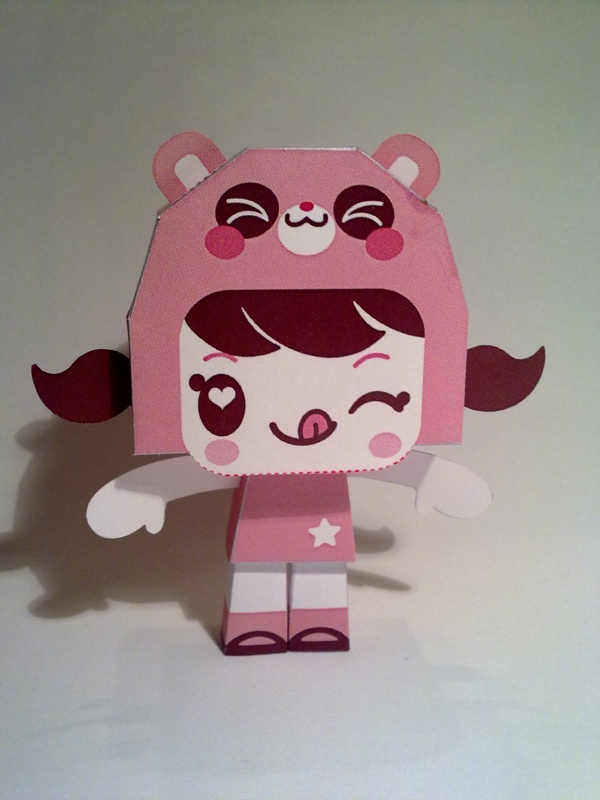 PaperBlog: #58 Alin Papertoy by Charuca