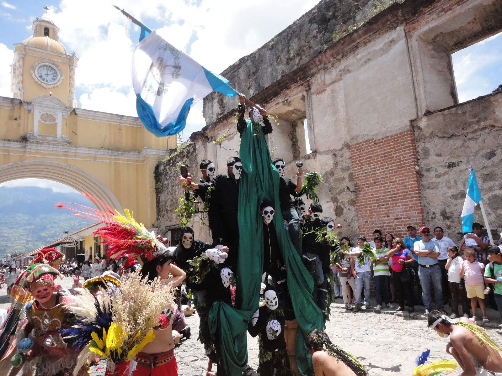 EX ALUMNOS DEL GLORIOSO INVAL: LA ACTUACIÓN DEL INVAL POR LA MAÑANA DEL ...
