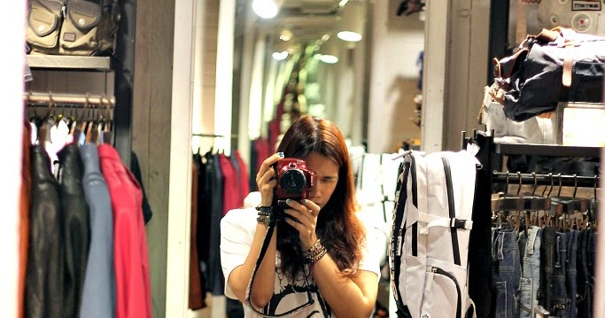 Artist's Uniform — Anagon