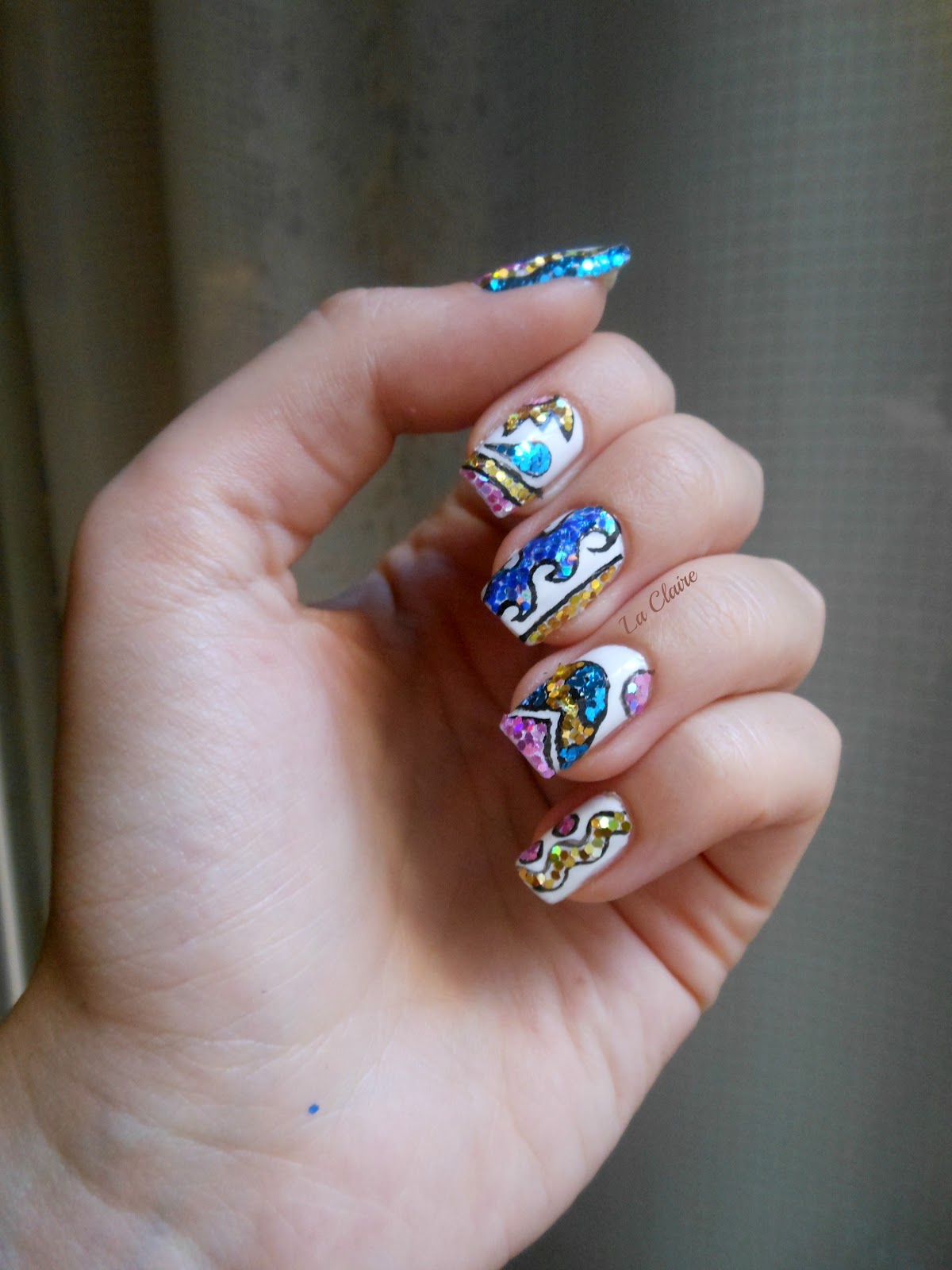 La Claire: Nail art Gaudì inspired