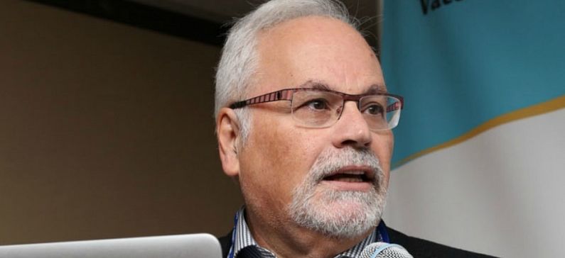 ΡΟΥΚΕΤΑ ΑΠΟ ΚΑΘΗΓΗΤΗ: «Παγκόσμια πρωτοτυπία να ανοίγει μια χώρα στην ...