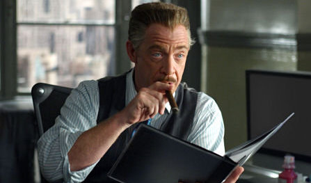 JUSTICE LEAGUE: Commissioner Gordon Actor J.K. Simmons Gets Ripped and ...