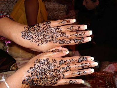 Cool Mehndi Designs: Cool Mehndi Designs on Back Hands
