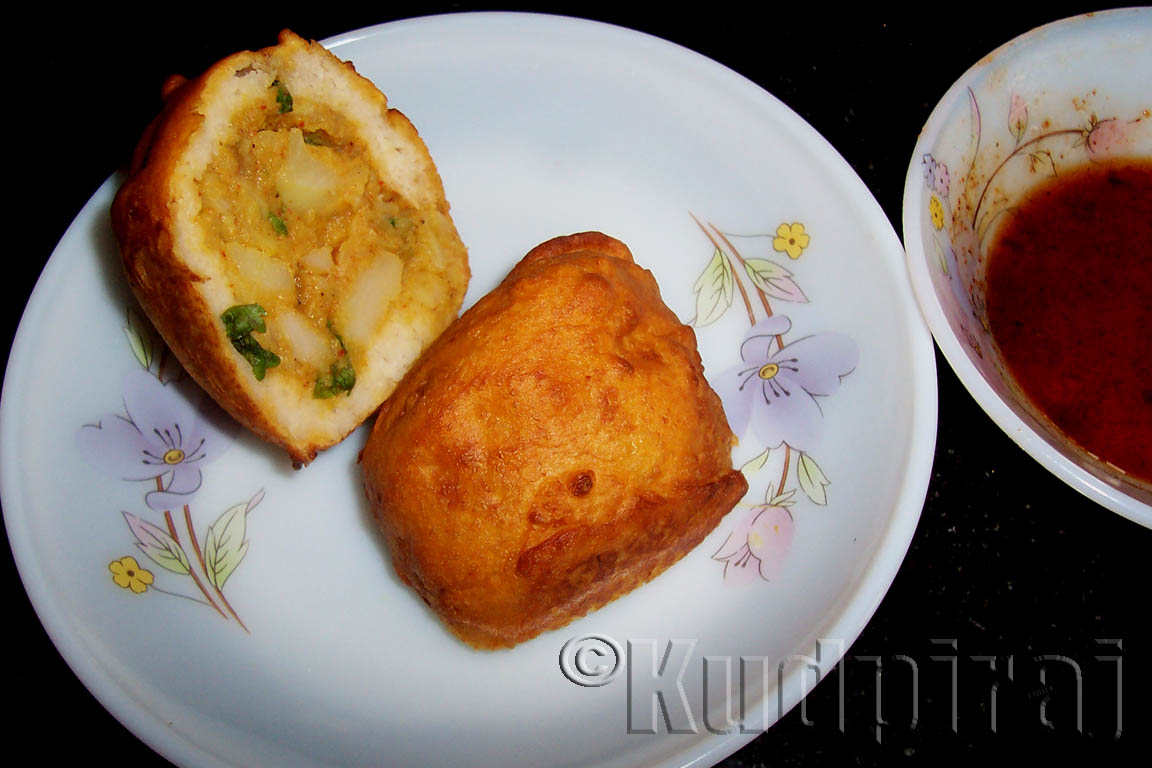 Kudpiraj's Garam Tawa: Bread Bonda