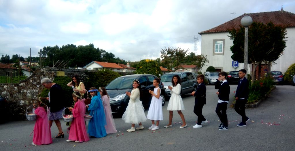Eu e a minha aldeia de Guisande: Comunhão Solene 2019