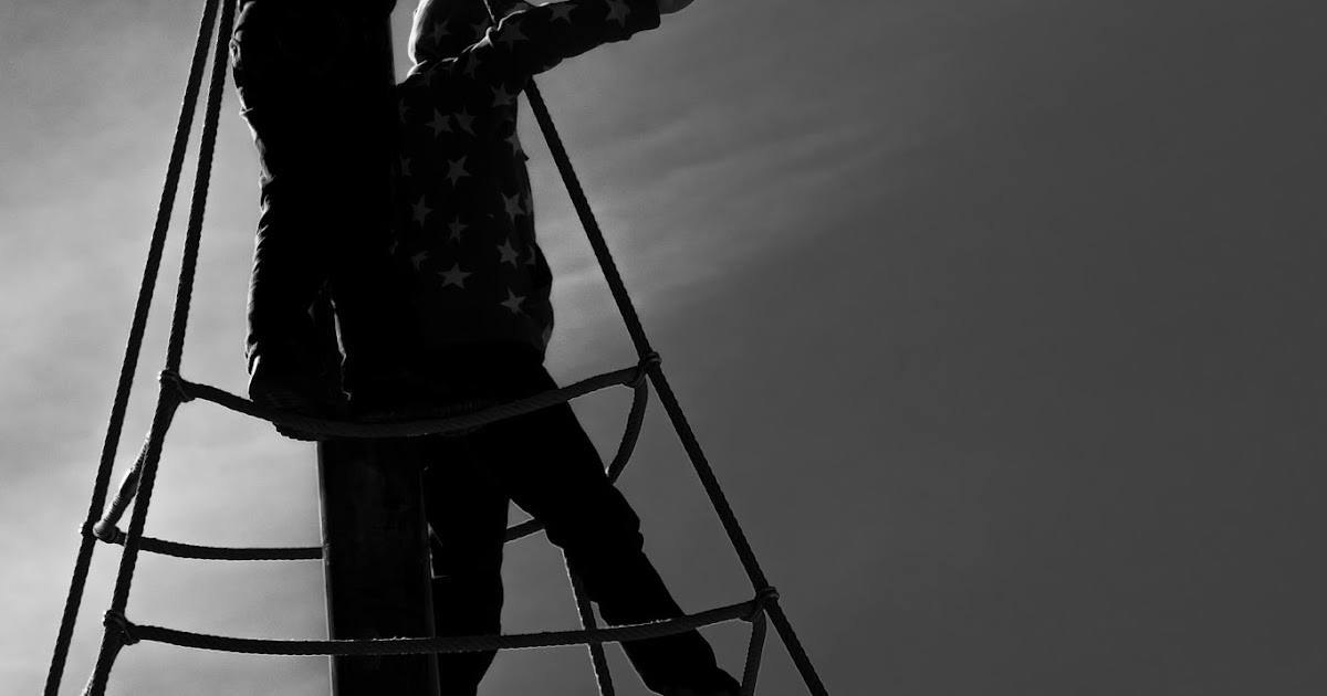 PSYCHOSCAPES: Waving Goodbye from Democracy's Sinking Ship