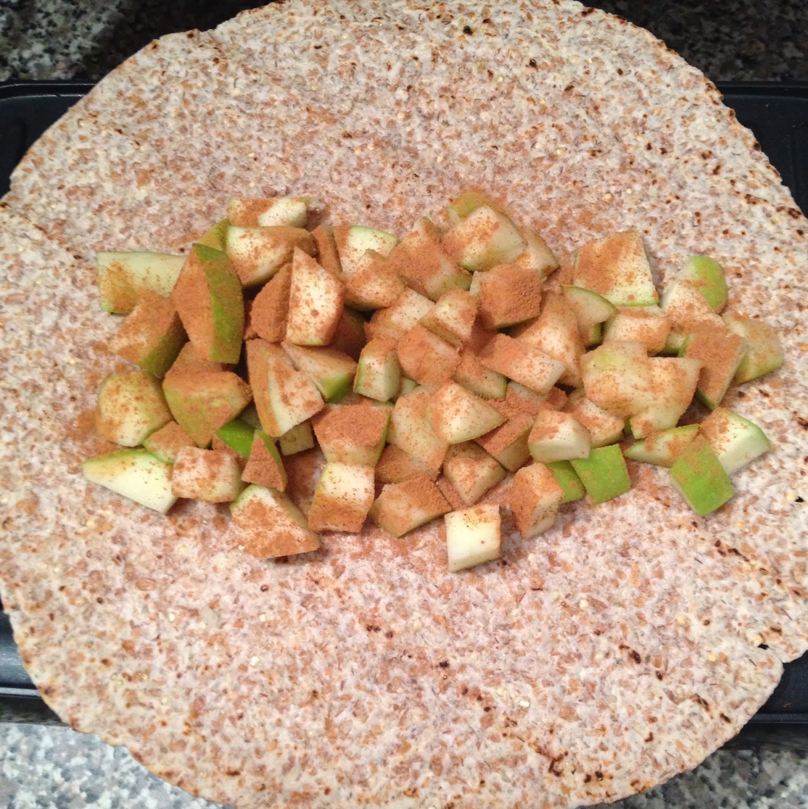 Lois' Vegan Eats: "Apple Pie" Wraps