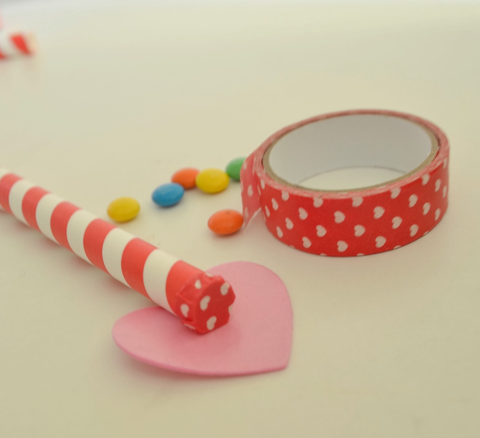 Valentine's Day: Paper Straw Arrows | Happy Mess MOMents