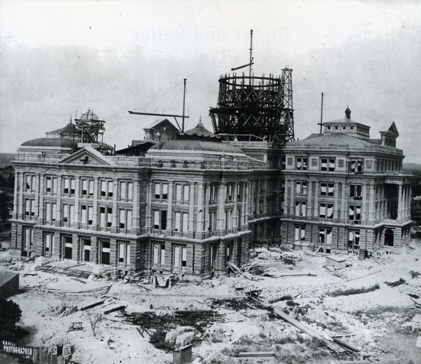 Counterlight's Peculiars: Texas' Capitol