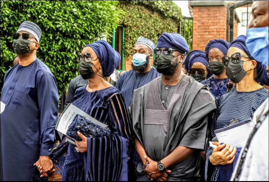 Stella Dimoko Korkus.com: Polo Buff Dapo Ojora Buried In Lagos Amidst ...