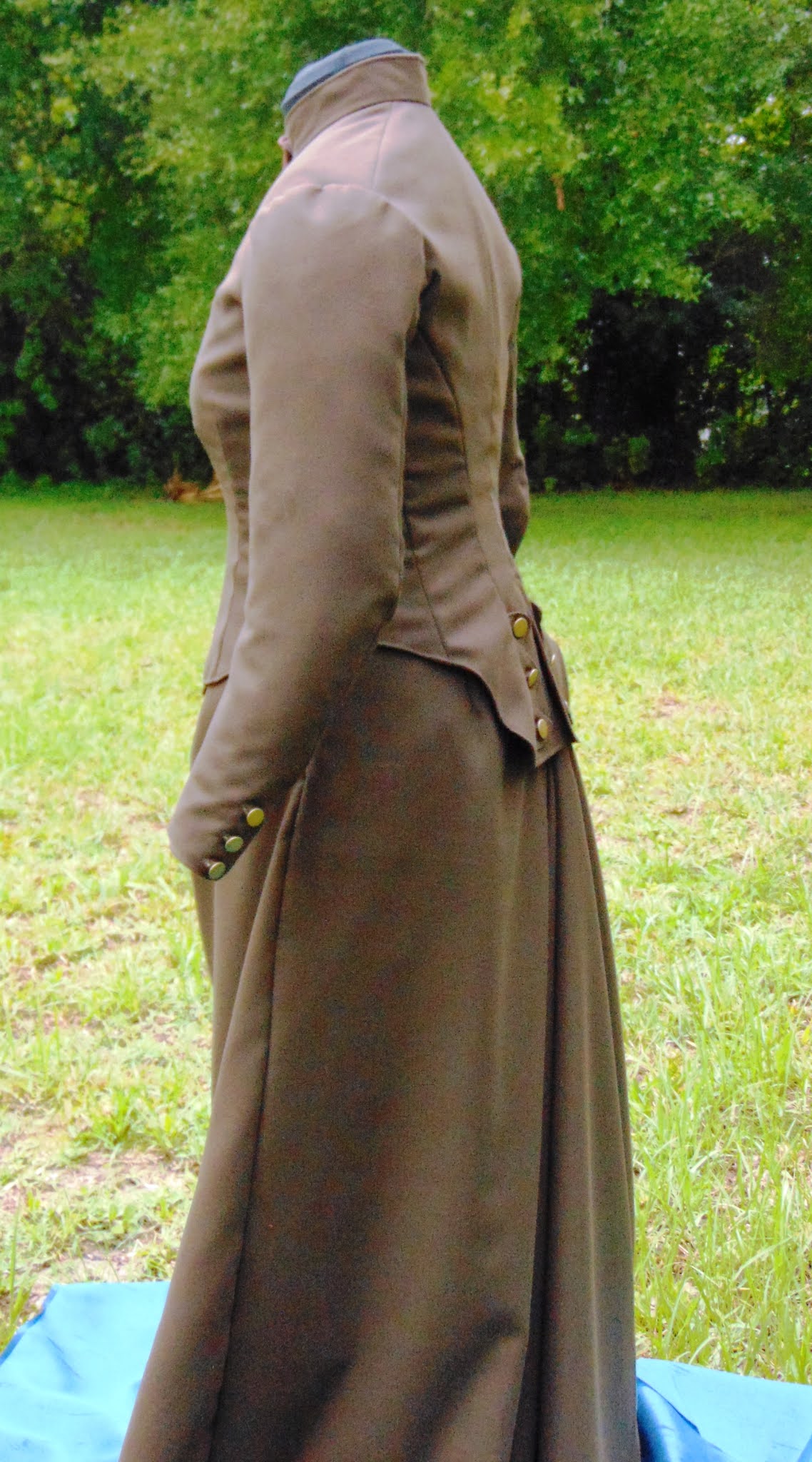 The Antique Sewist: 1880s Riding Habit - Brown wool blend
