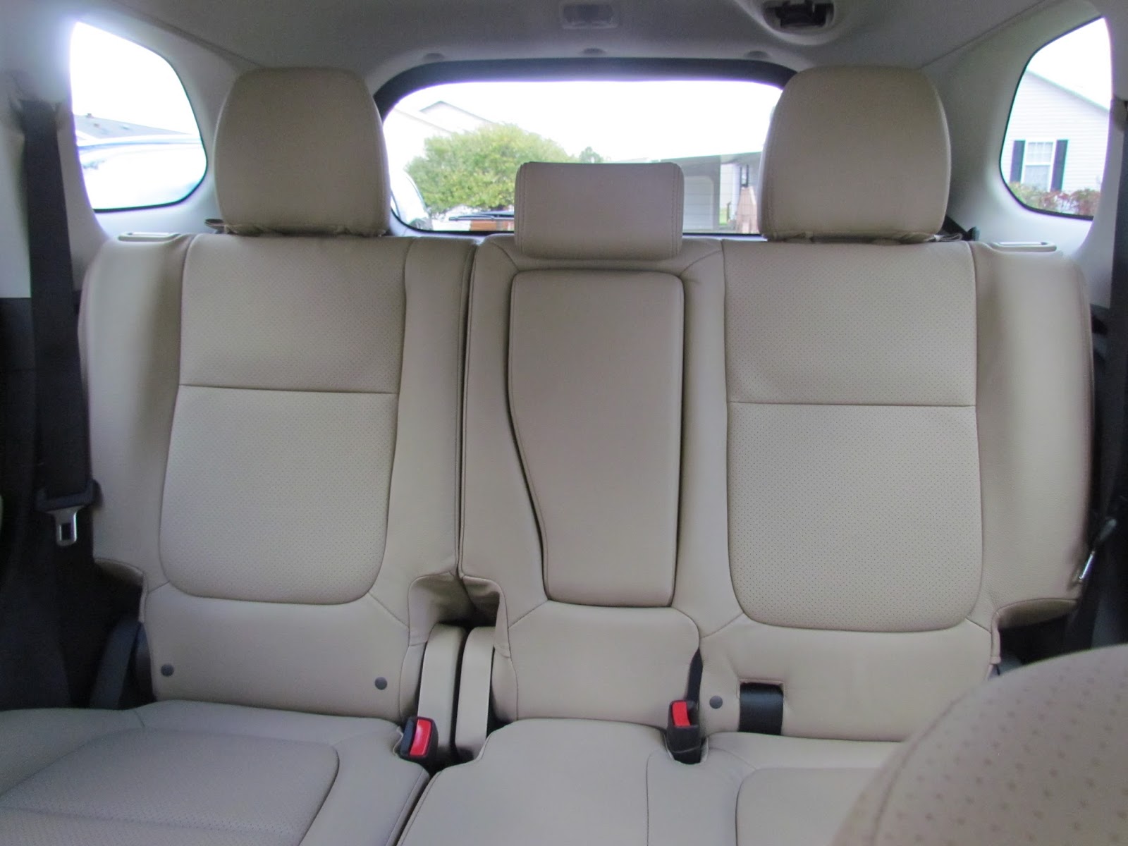 Mommy's Favorite Things: 2016 Mitsubishi Outlander