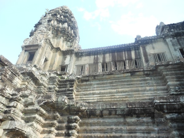 Family Travel Blog : Angkor Temples in Siem Reap: A Travel Photo Essay