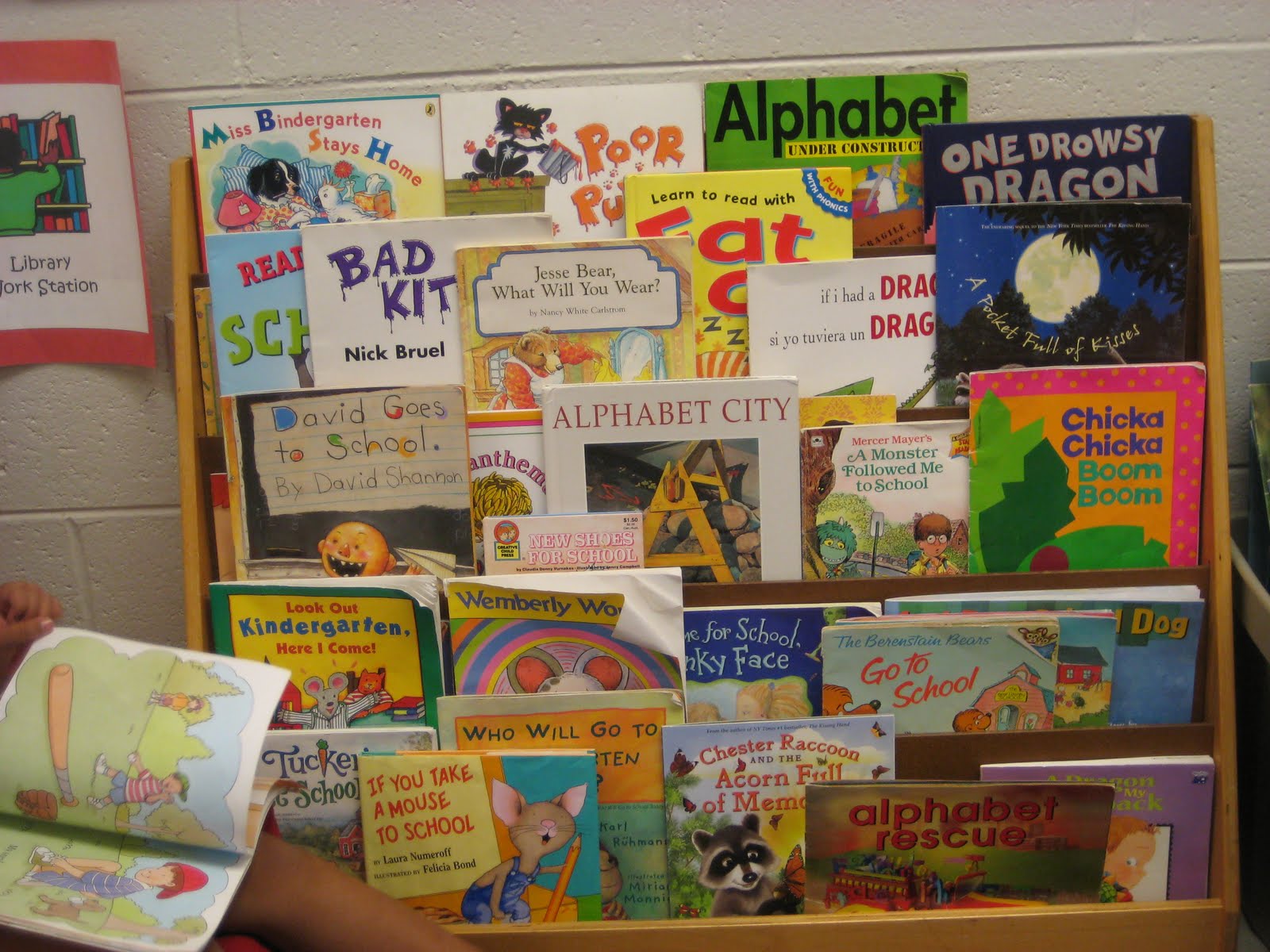 Kinder Garden: Literacy Stations- Week 1