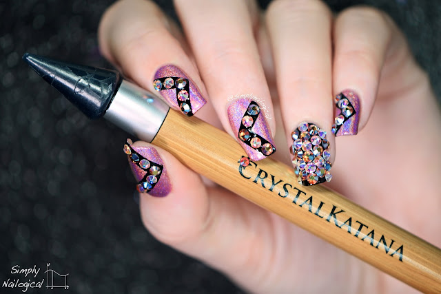 Simply Nailogical: Crystal bling nails with the Crystal Katana