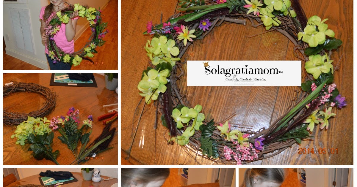 Solagratiamom: Math - Making a Wreath!
