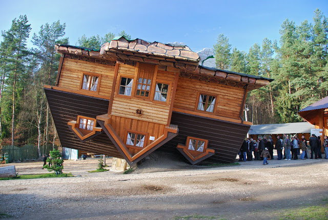 Upside Down House (Szymbark, Poland) | The Unique Design & Amazing ...