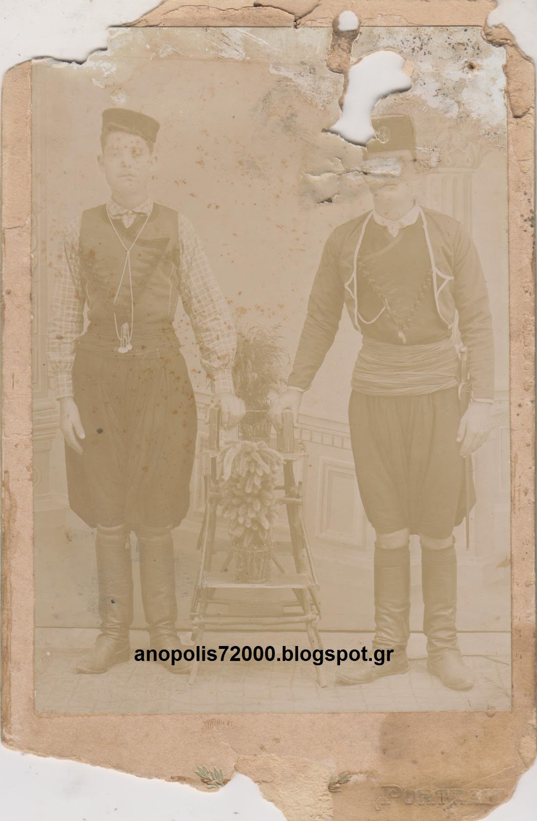 ΑΝΩΠΟΛΙΣ: ΚΡΗΤΙΚΟΙ ΣΤΗ ΧΩΡΟΦΥΛΑΚΗ (ΚΡΗΤΙΚΗ ΚΑΙ ΕΛΛΗΝΙΚΗ)