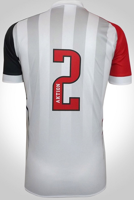 Tupã apresenta suas camisas para 2013 - Show de Camisas